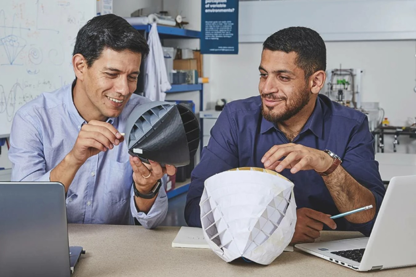 プロペラがない！全方向の風に効率よく回転する風力タービン - ナゾロジー